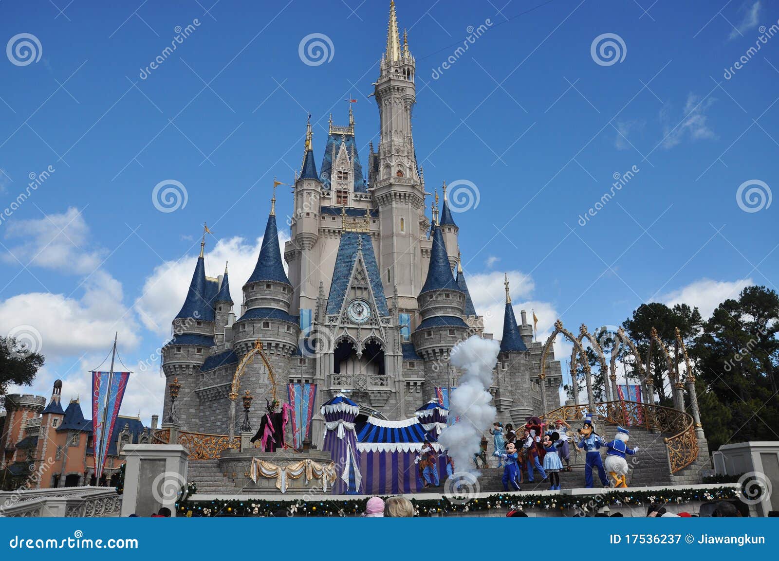 Mundo De Walt Disney Del Castillo De Disney Cinderella Fotografía ...