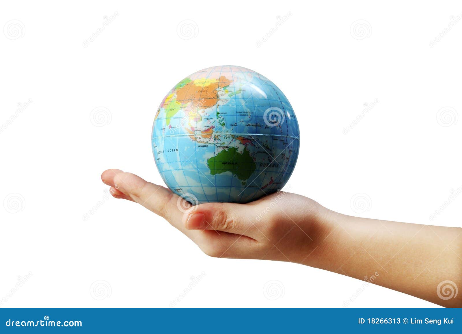 Mundo en manos imagen de archivo. Imagen de negocios - 18266313