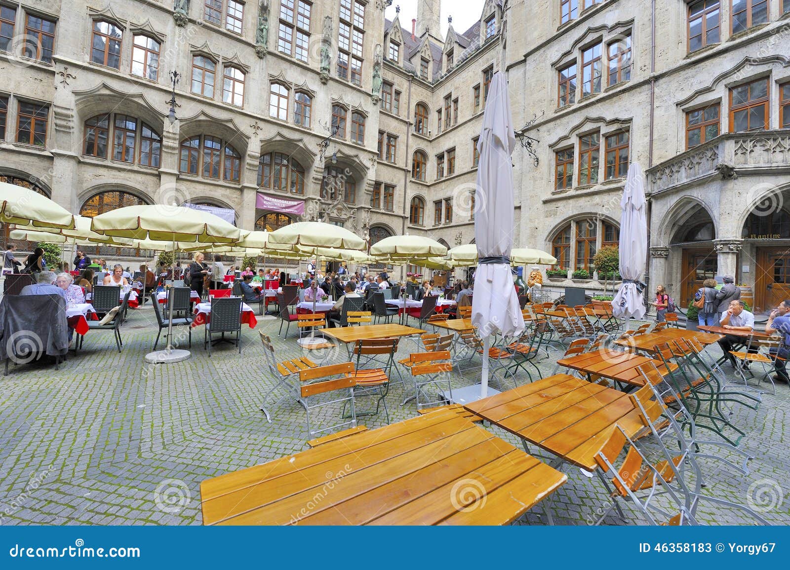 Munich Cafe editorial stock photo. Image of restaurant - 46358183