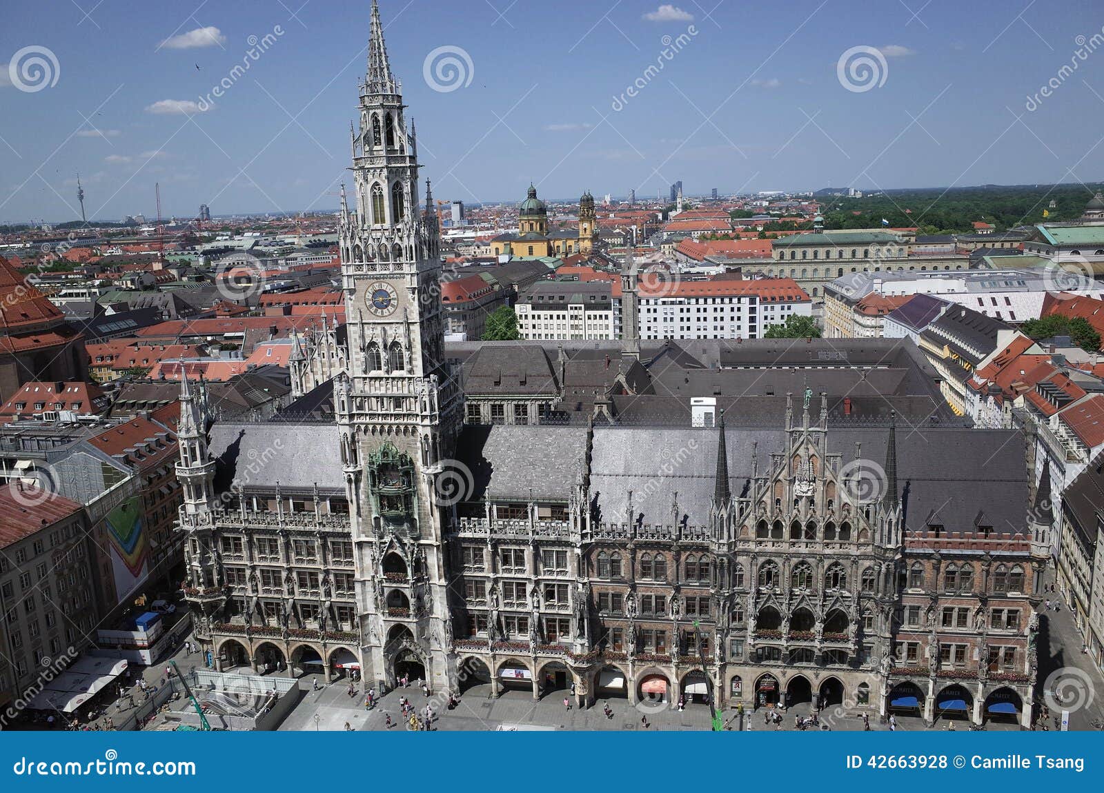 Munich City Hall editorial stock photo. Image of building - 42663928