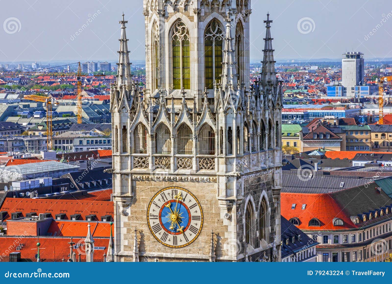 Munich Clock Tower. Town Hall Building, Germany, Marienplatz Editorial ...