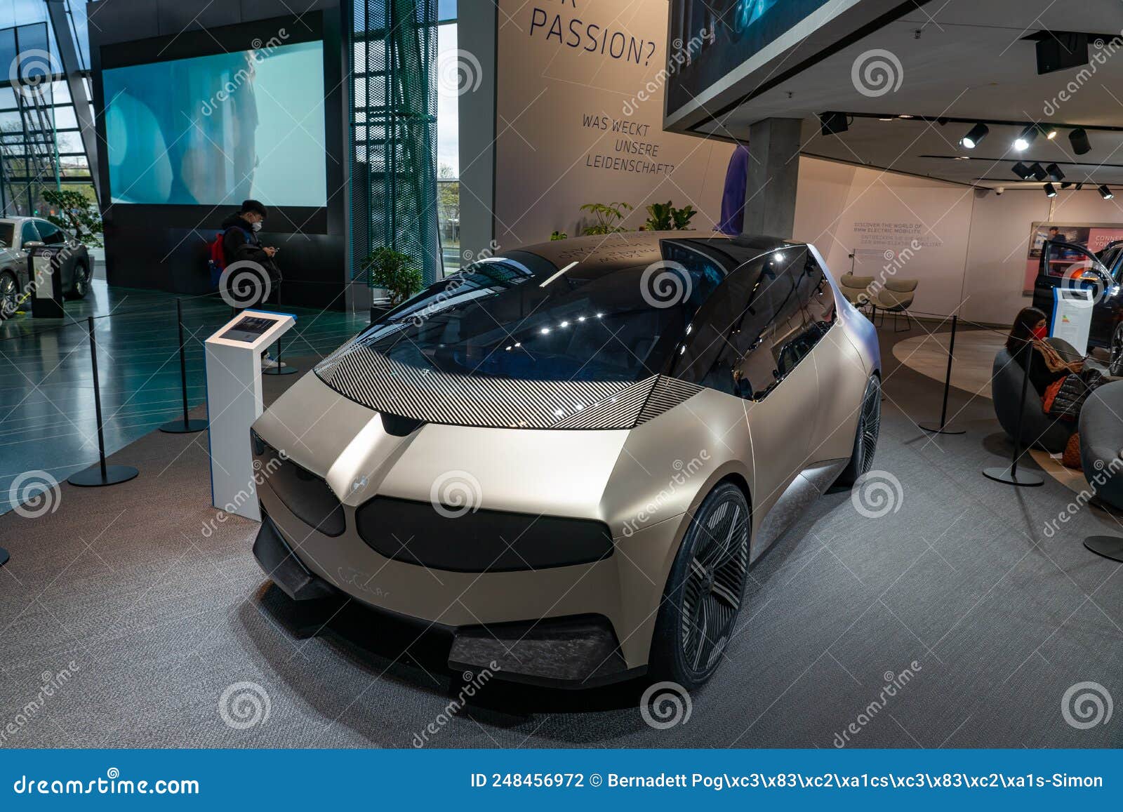 BMW I Vision CirCular, An Electric Vehicle Made By 100% Recycled ...