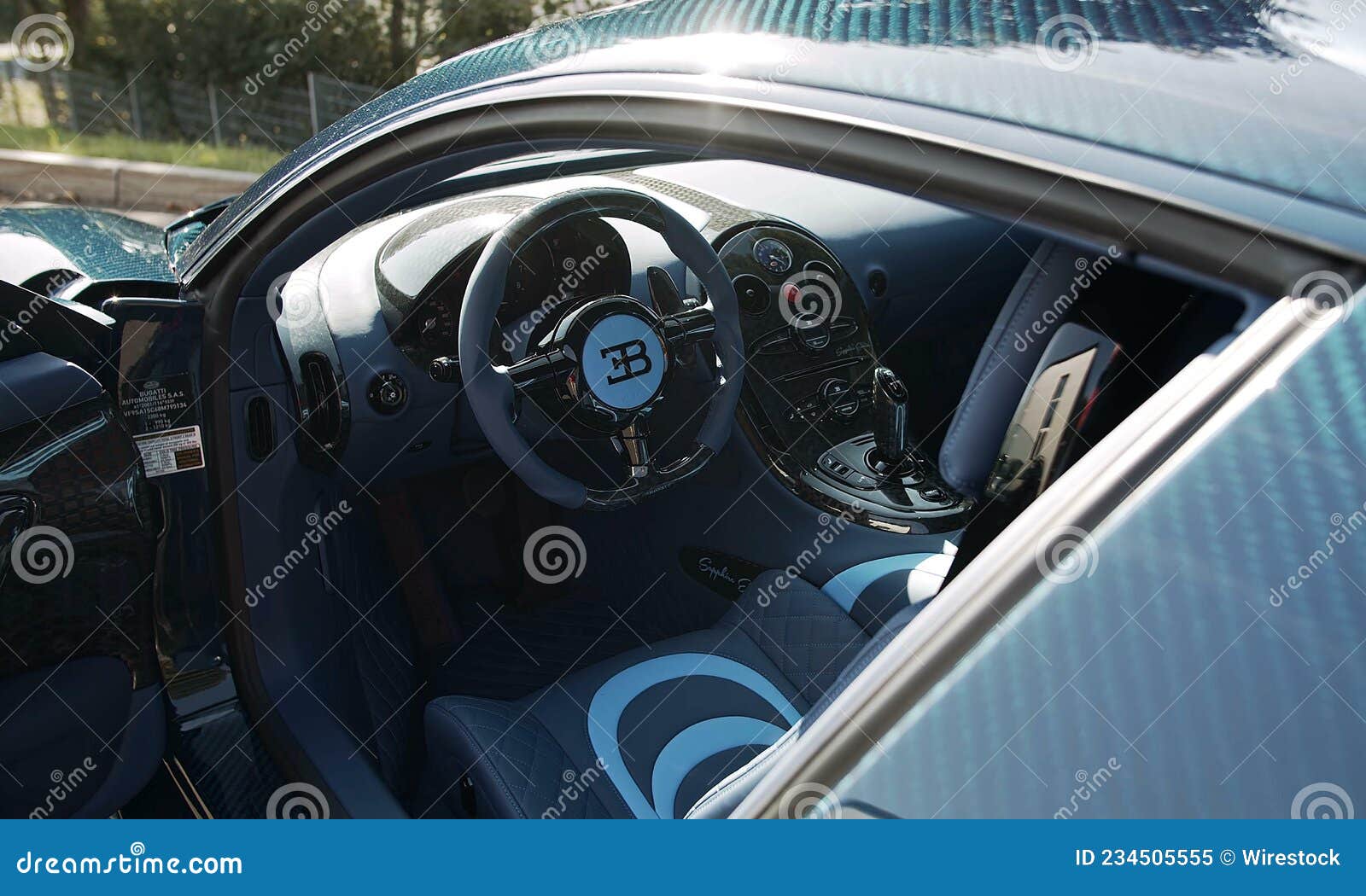 Interior of a Bugatti Veyron Editorial Image - Image of expensive ...