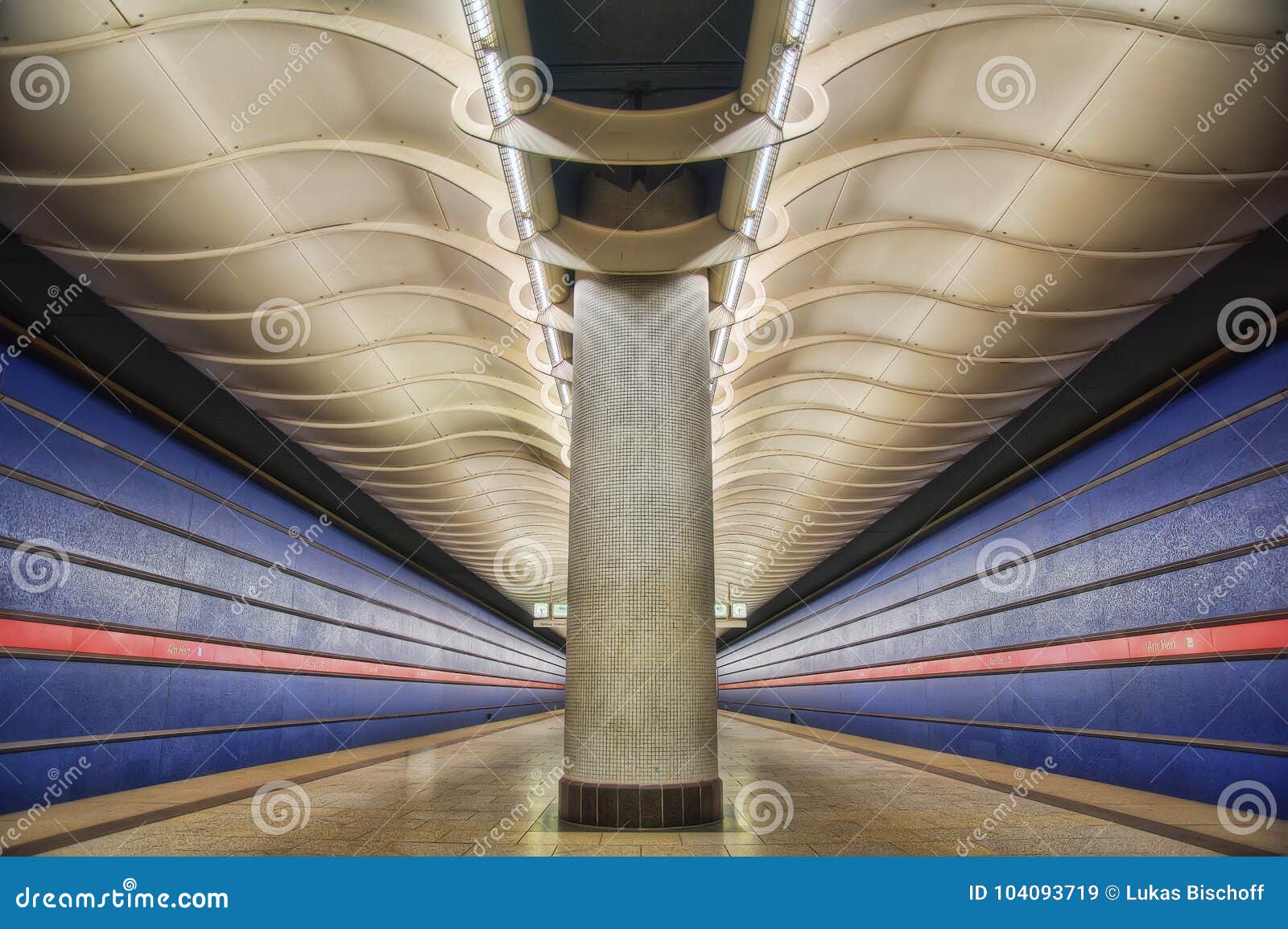 Munich Metro editorial stock image. Image of speed, sunrise - 104093719