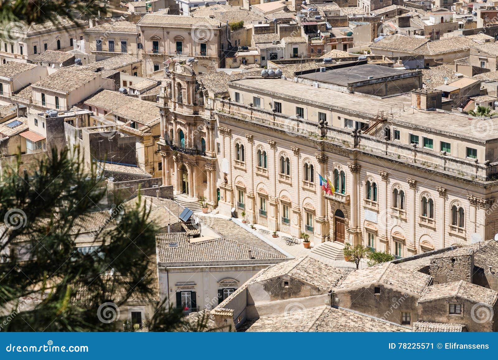 Municipio, Scicli, Sicilia immagine stock. Immagine di città - 78225571