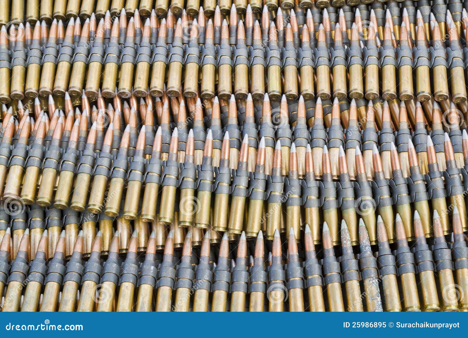 Munitions de mitrailleuse image stock. Image du historique - 25986895