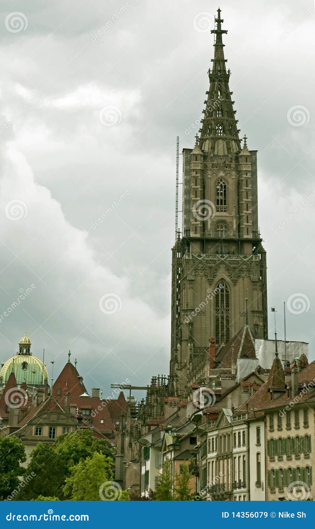 Munster Cathedral, Bern stock image. Image of skyline - 14356079
