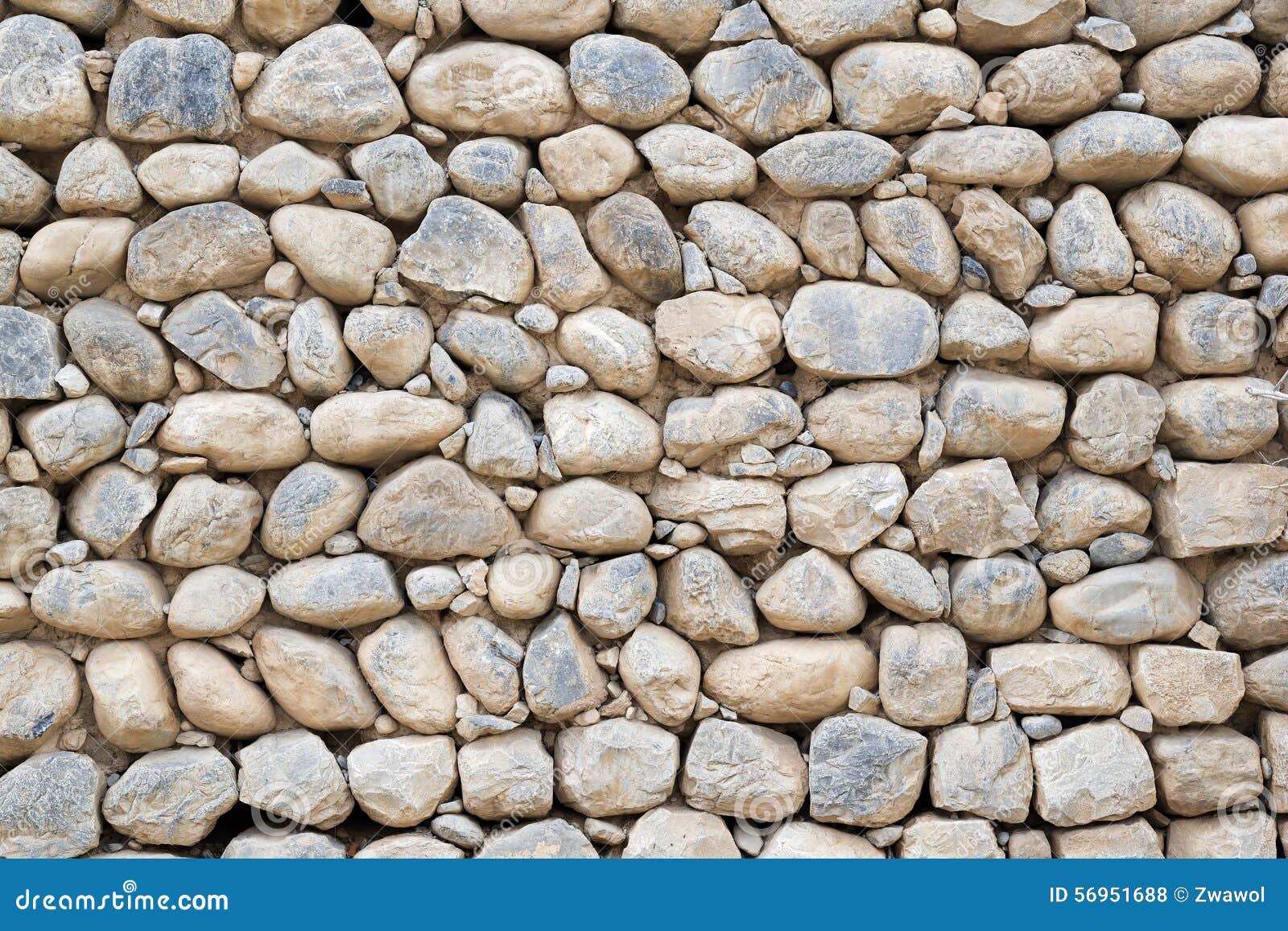 Mur avec des cailloux photo stock. Image du décoration - 56951688