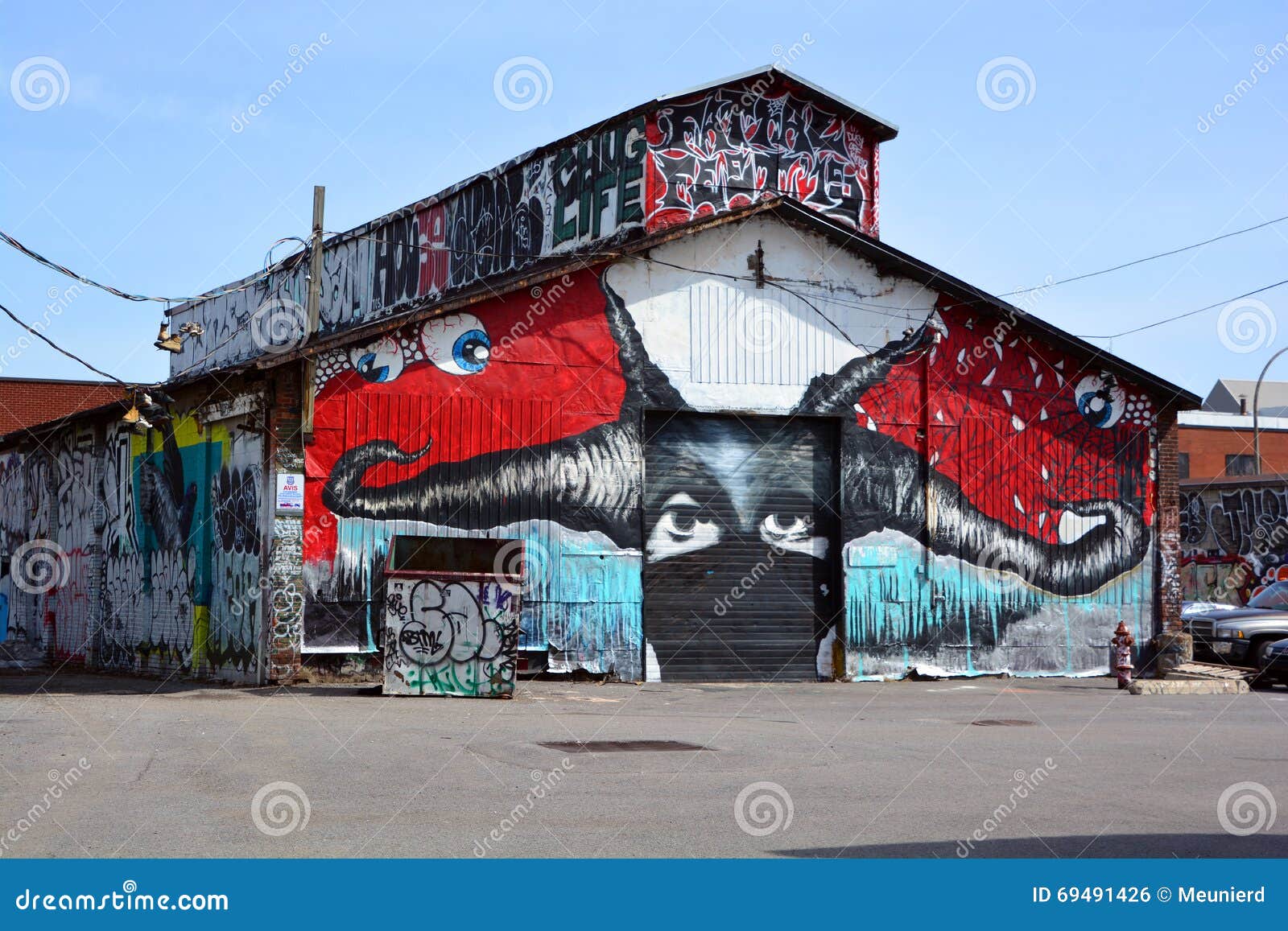 Mur de la rue art photo éditorial. Image du modifié, ruelles - 69491426