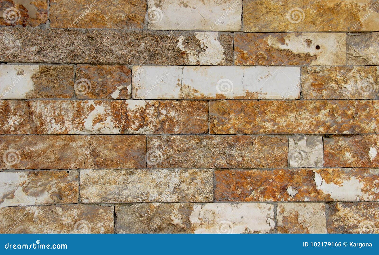 Mur Fait De Roches Naturelles Photo stock - Image du brut, bloc: 102179166