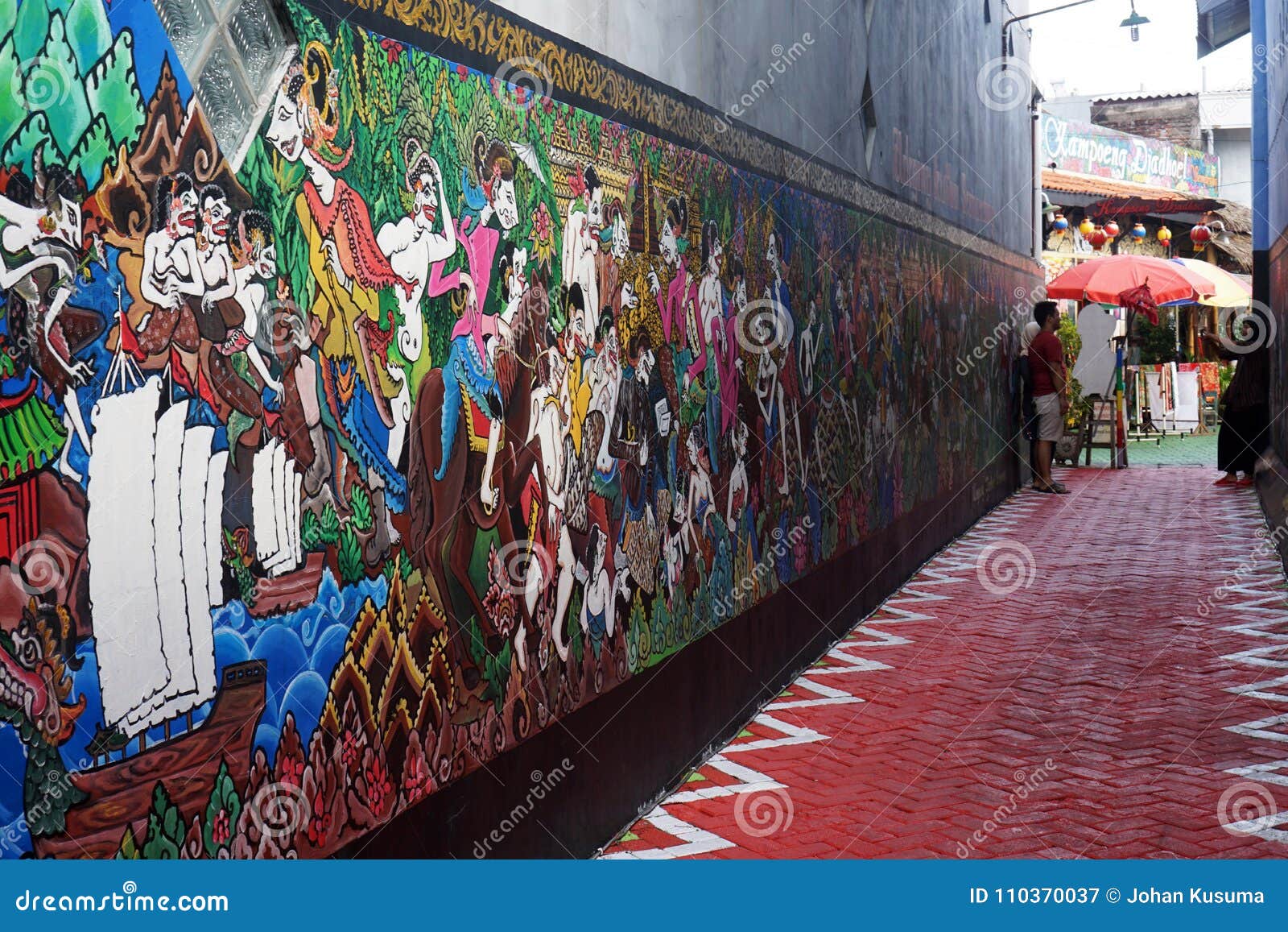 Murales Del Batik En La Pared Fotografía editorial - Imagen de artista ...