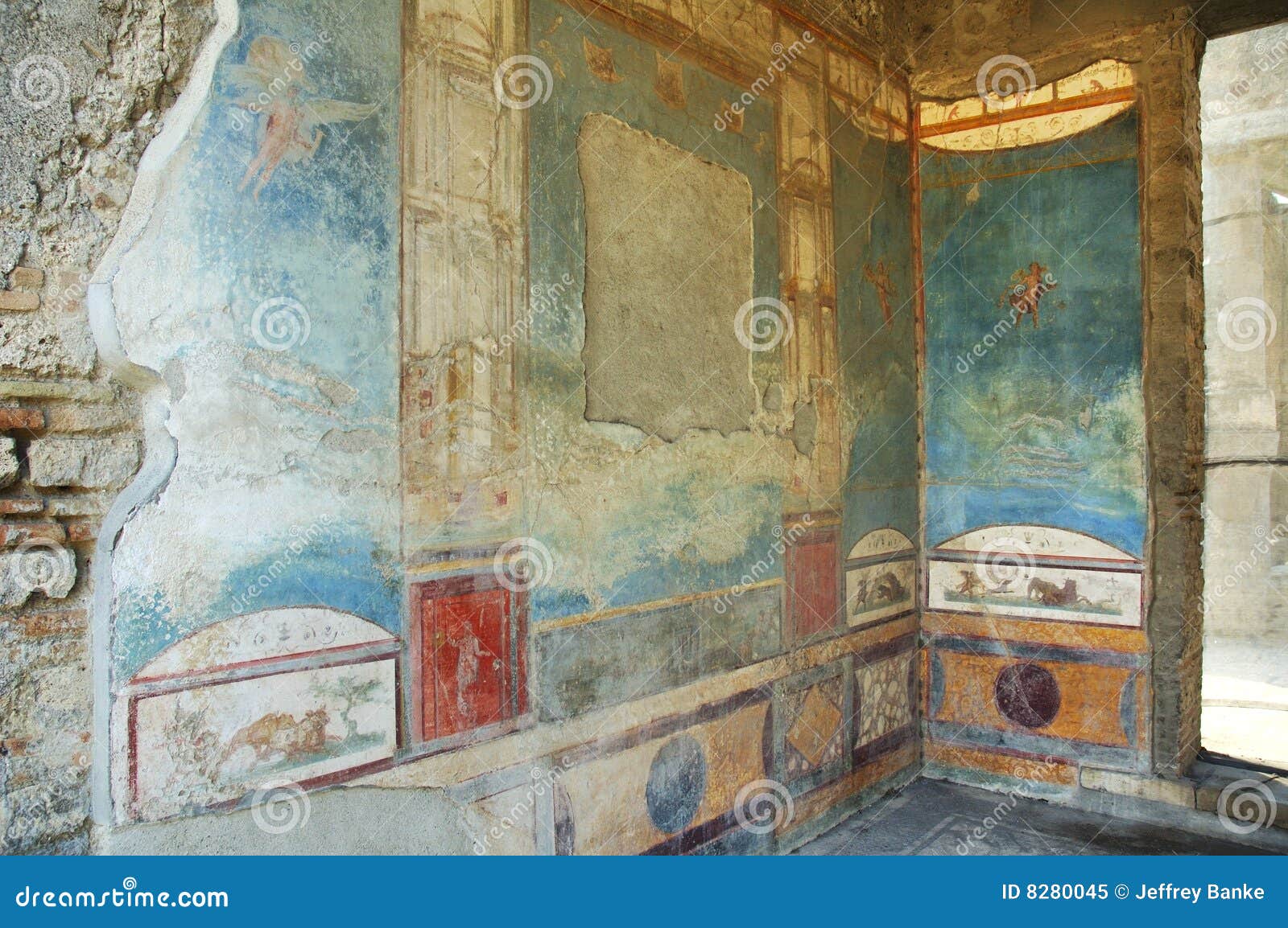Murals on the Walls in Pompeii Stock Image - Image of facade, columns ...