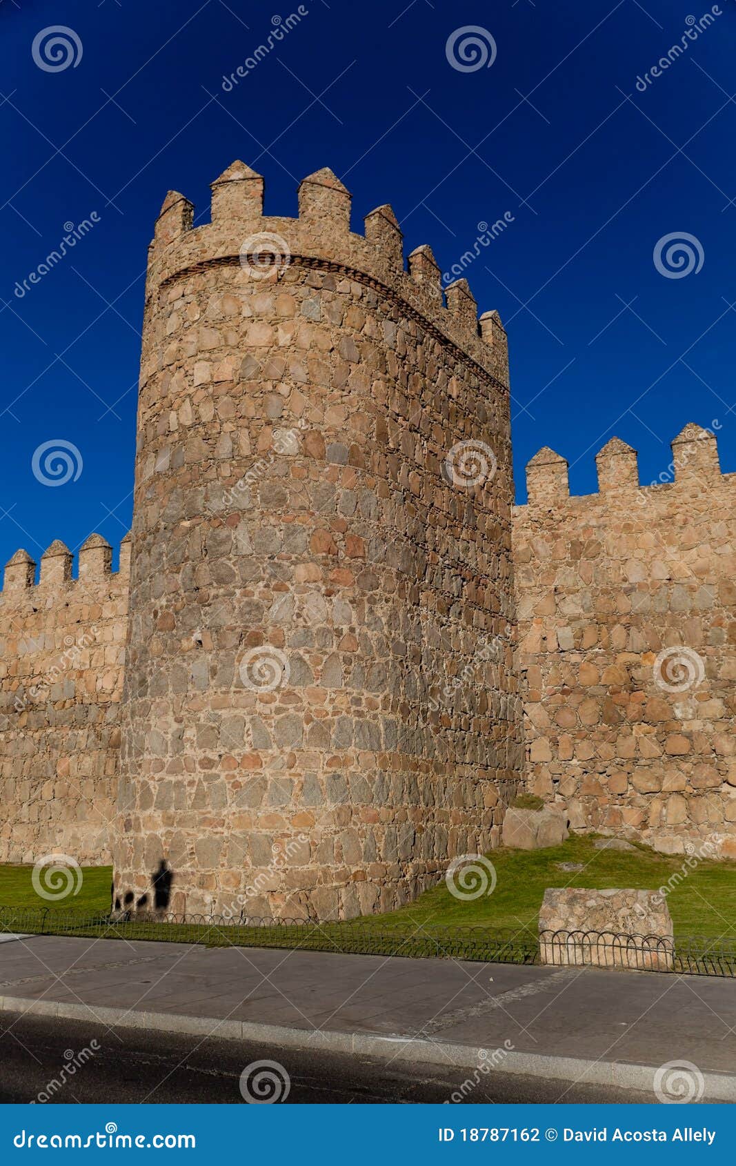 Muren van Avila stock foto. Image of bestemmingen, geschiedenis - 18787162