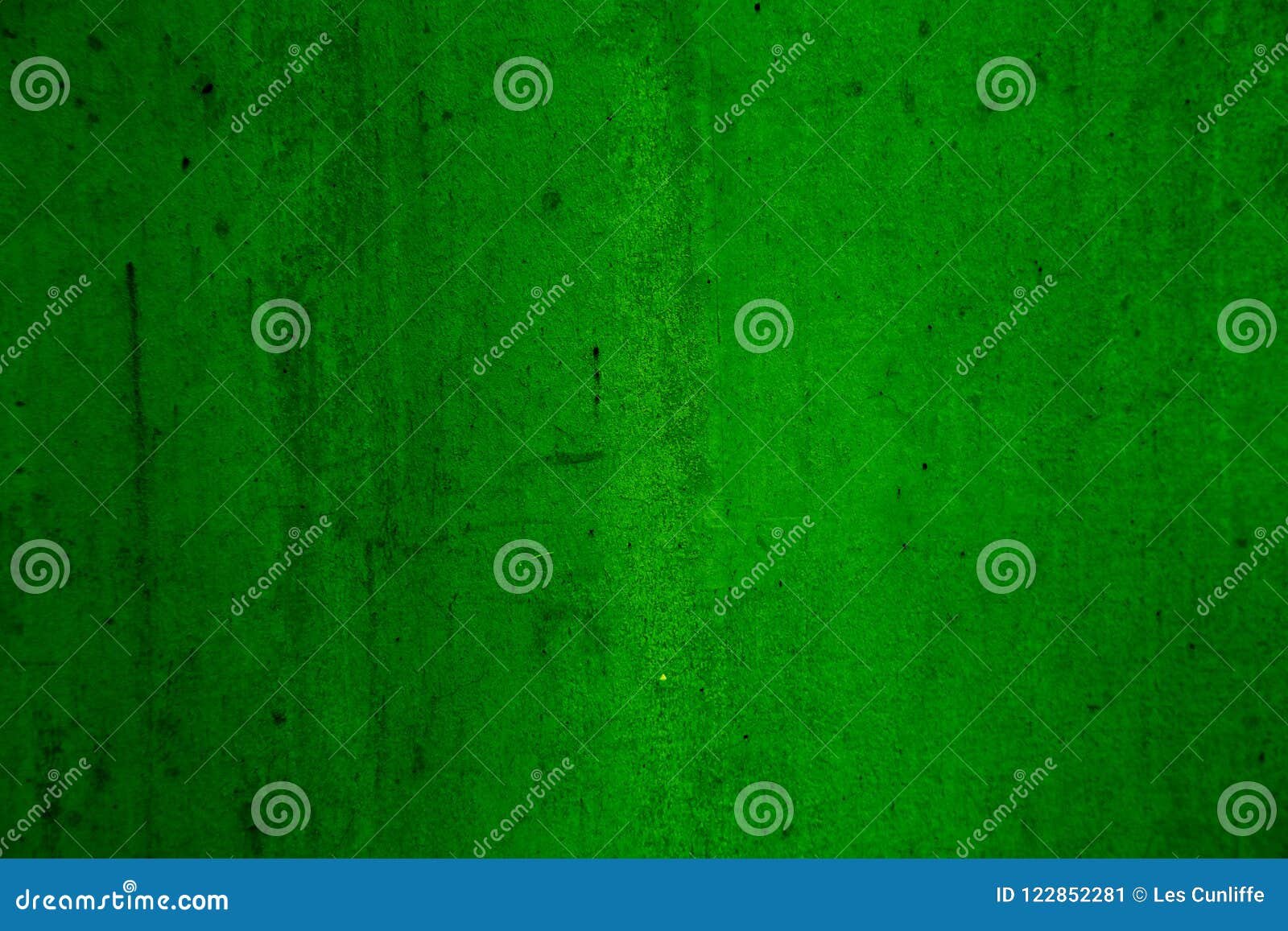 Muro de cemento verde imagen de archivo. Imagen de suelo - 122852281