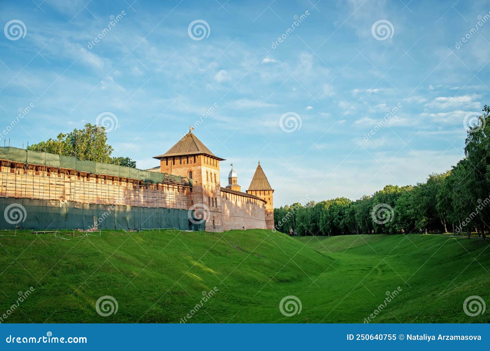 Muro Do Kremlin Em Veliky Novgorod Imagem de Stock - Imagem de lazer ...