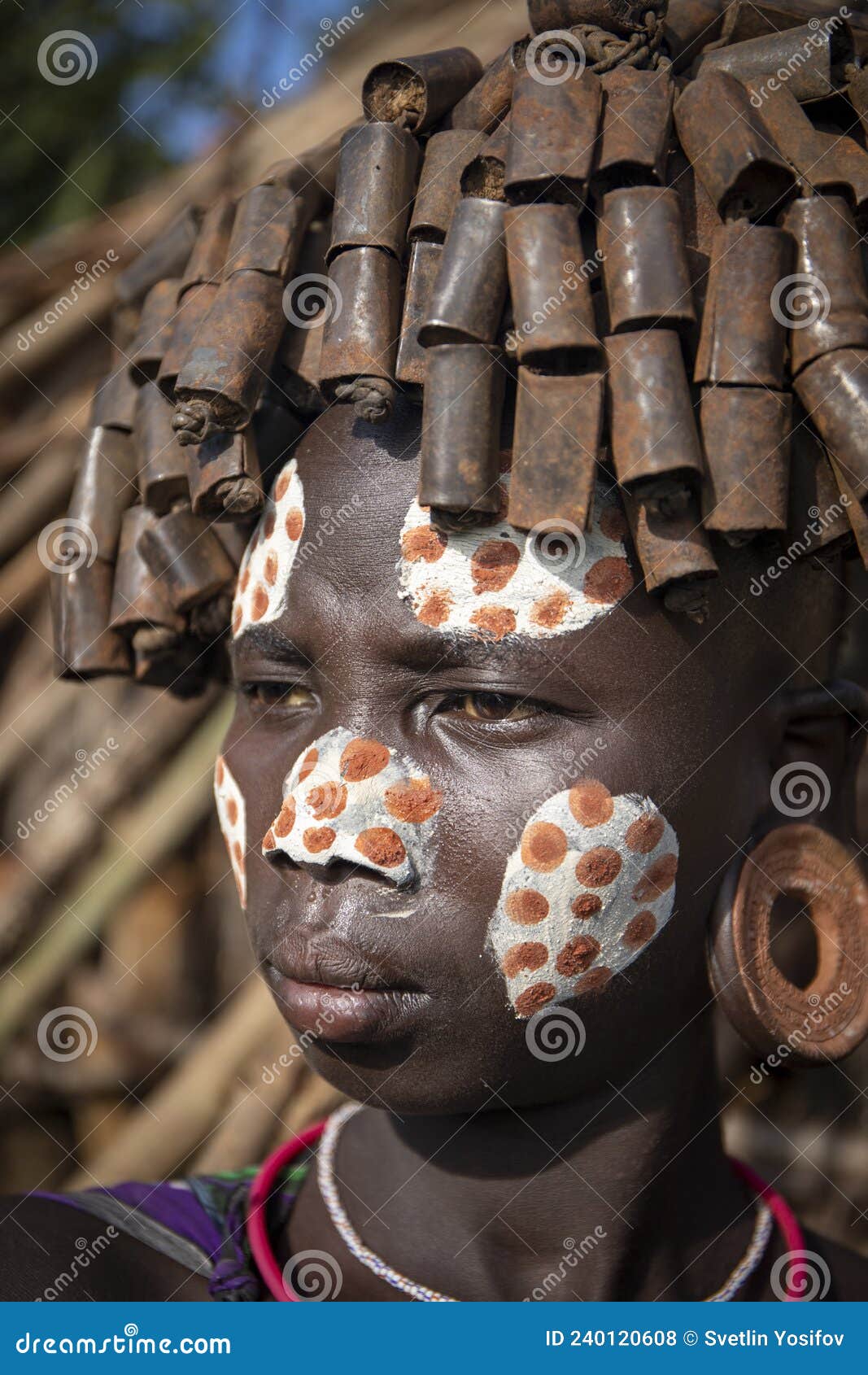 Suri Tribe Lip