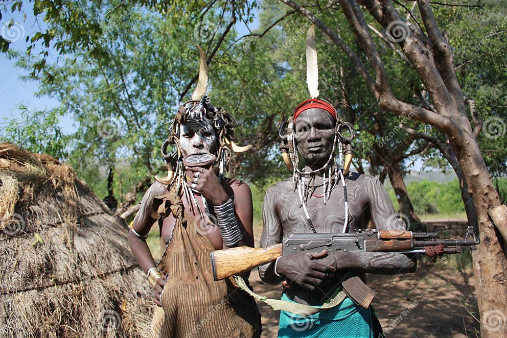 Mursi tribe ethiopia editorial stock image. Image of mursi - 20039014