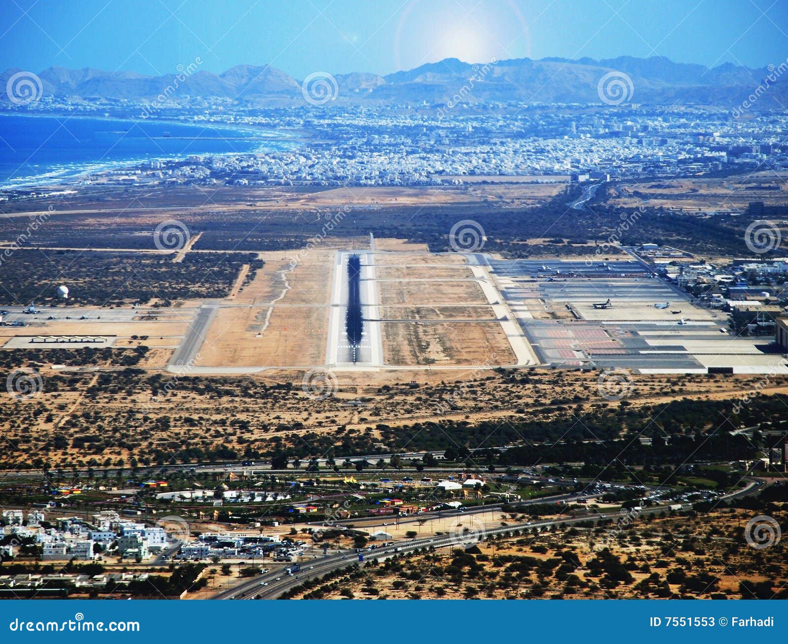 Muscat Runway 08 stock image. Image of hawaii, flightline - 7551553