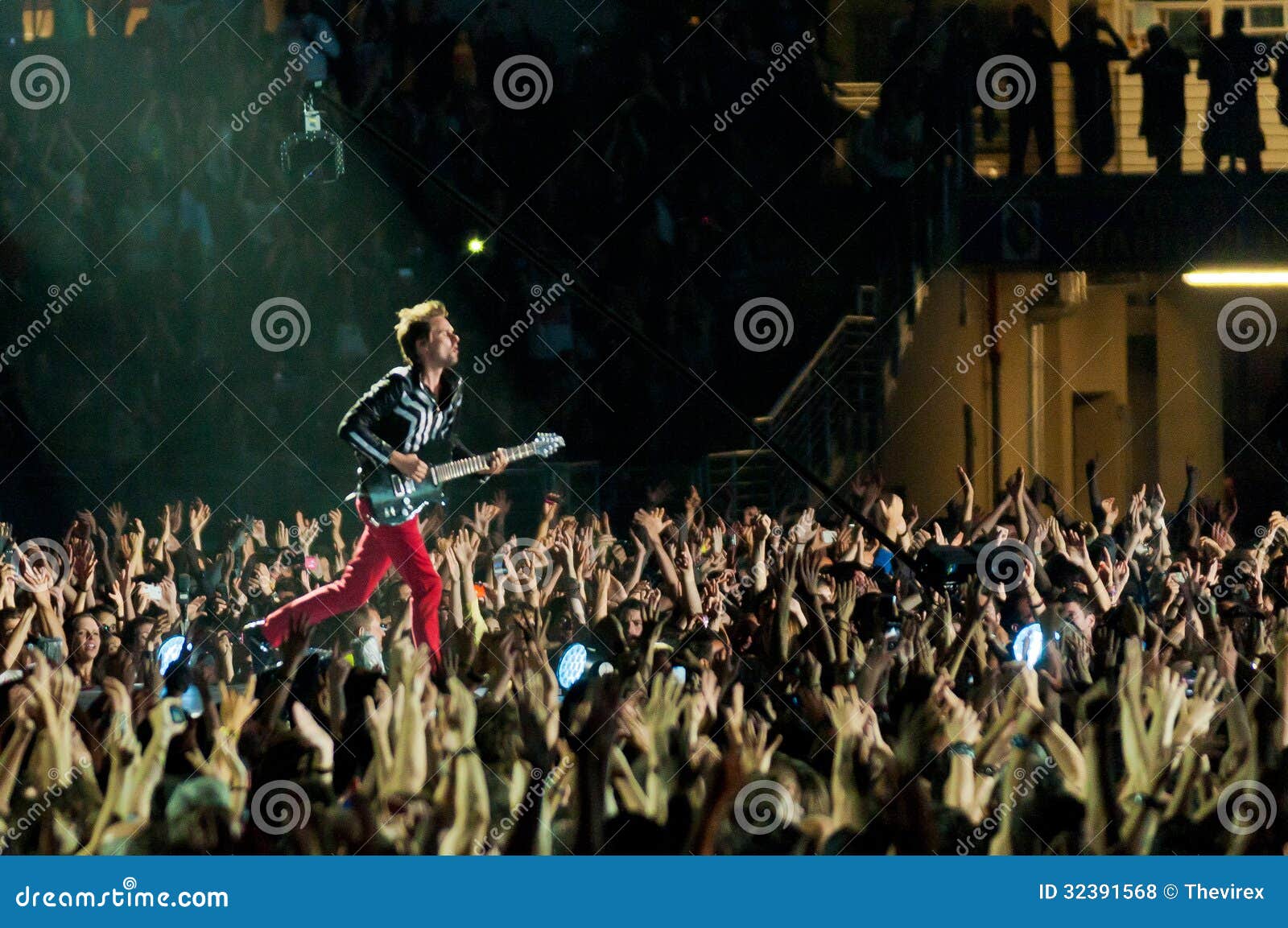 Muse Live! editorial stock photo. Image of bass, muse - 32391568