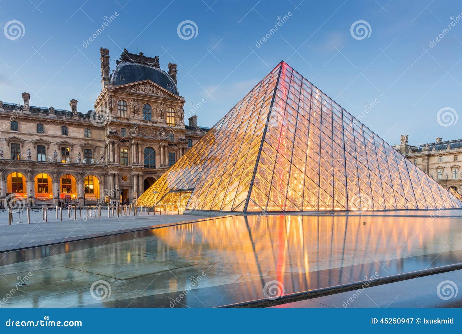 Museo De La Lumbrera En París, Francia Fotografía editorial - Imagen de ...