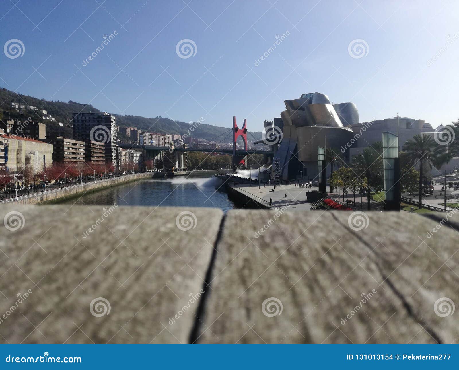 Museoa De Guggenheim Bilbao Imagen de archivo editorial - Imagen de ...