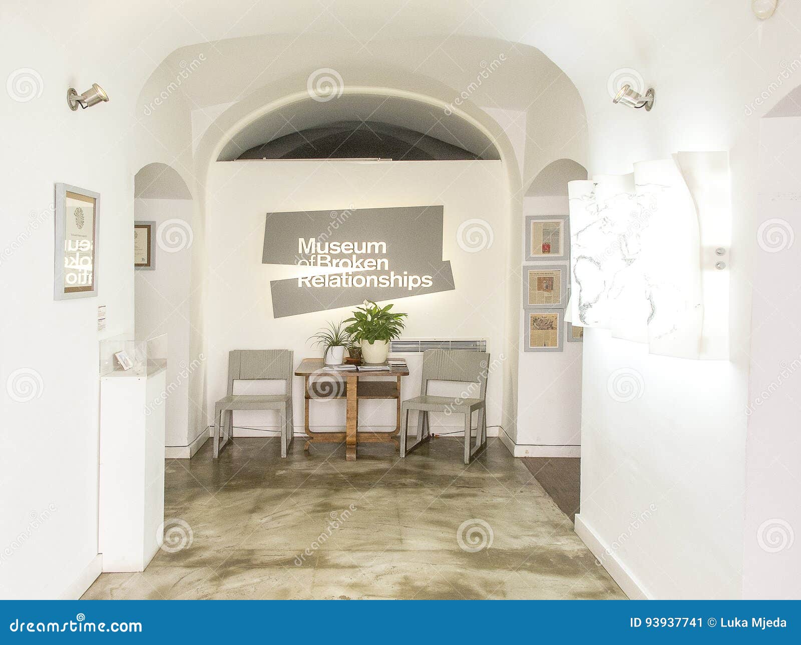 Museum of Broken Relationships in Zagreb Editorial Photo - Image of ...