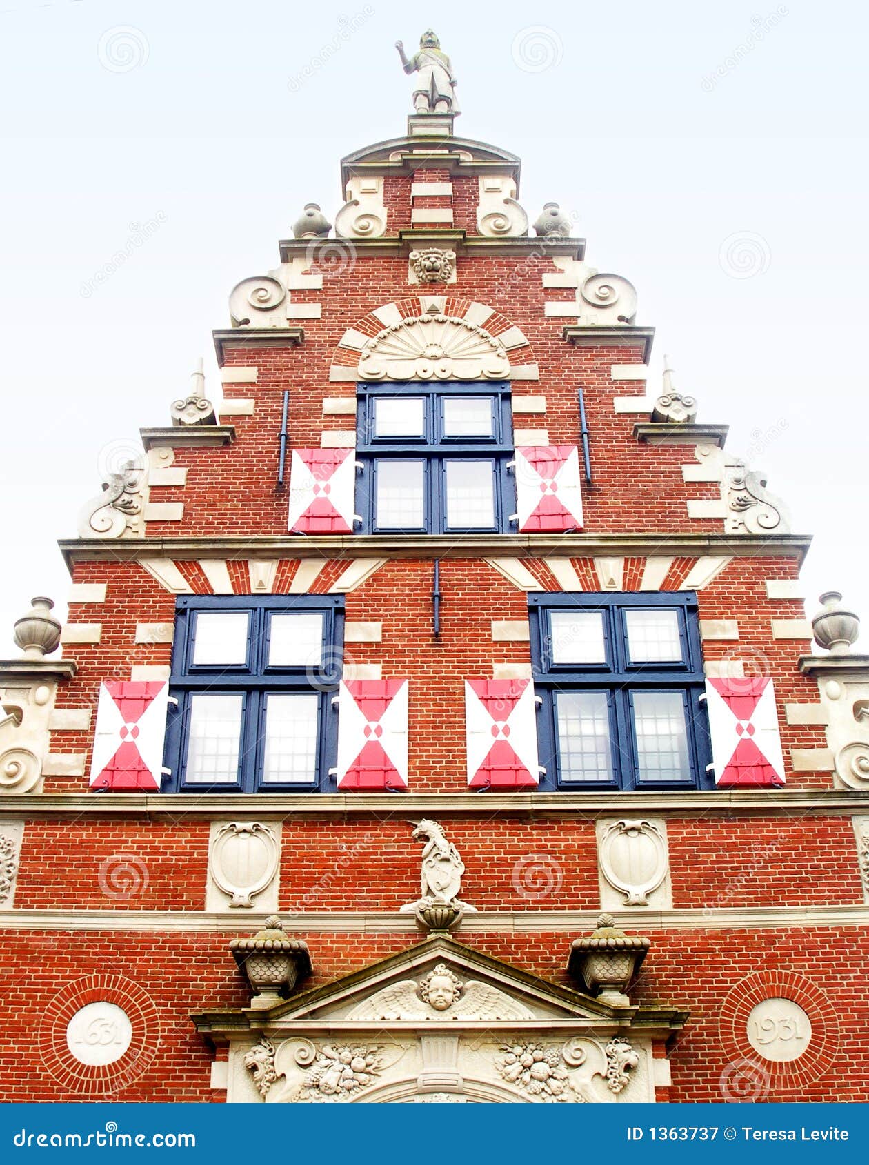 Museum Front stock image. Image of black, tourism, tradition - 1363737