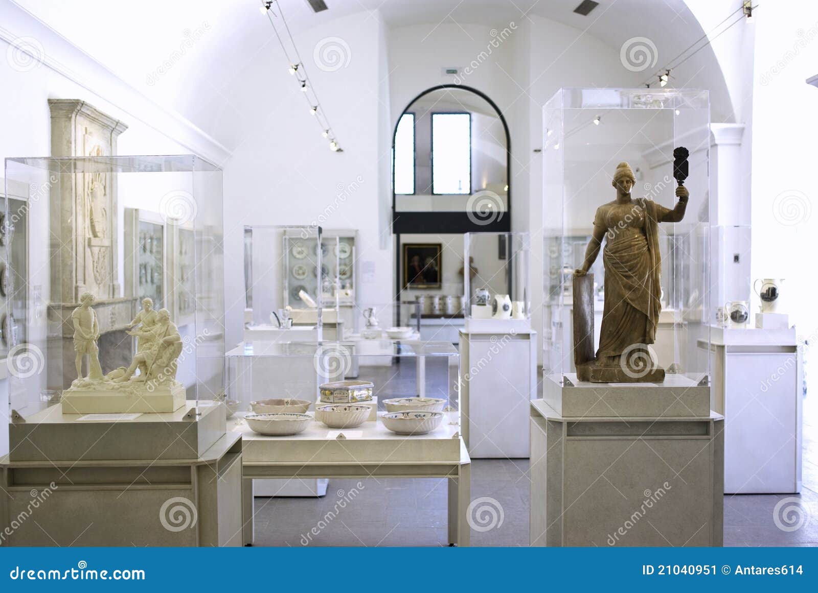 Museum Interior With Exhibit Hole Perspective View. Projector Spotlight ...