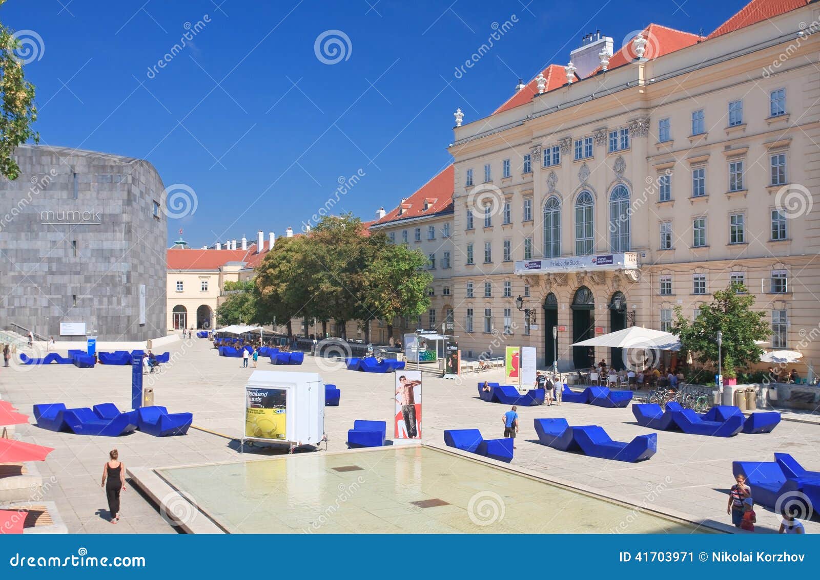 Museum Quarter. Vienna, Austria Editorial Photo - Image of building ...