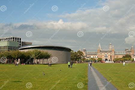 Museum Square in Amsterdam editorial photography. Image of place - 19226722