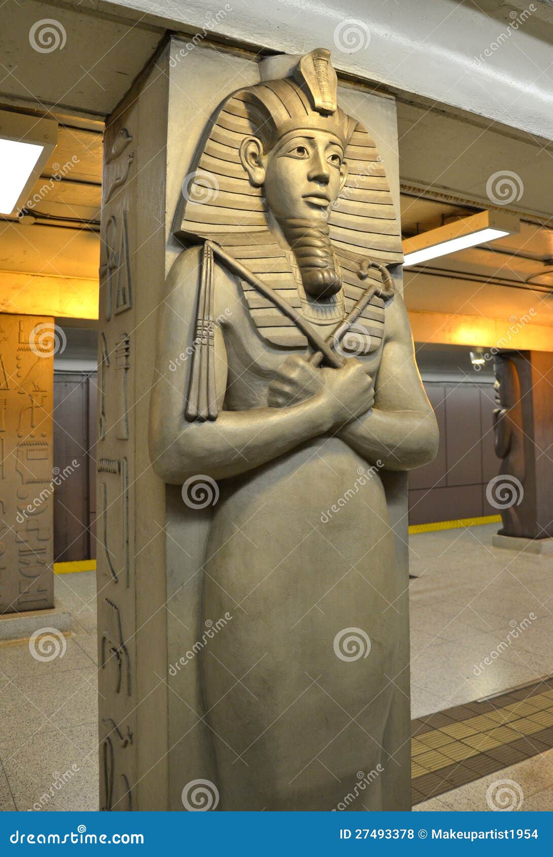 Museum Subway Station in Toronto Editorial Stock Photo - Image of ...