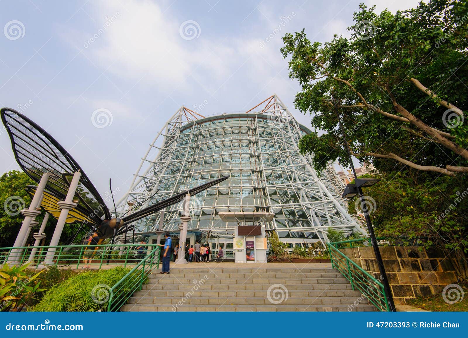 Museum in Taichung Park, Taiwan Editorial Stock Photo - Image of column ...