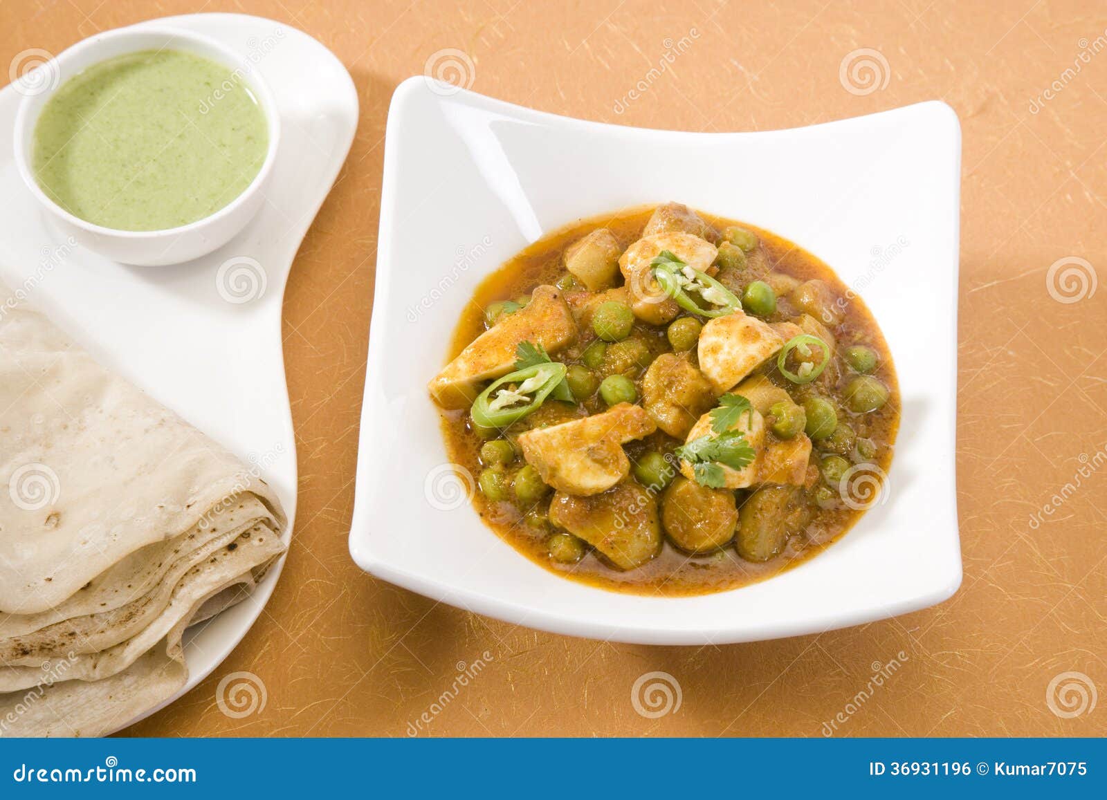 Mushroom Curry with Rumali Roti Stock Photo - Image of bowl, dish: 36931196