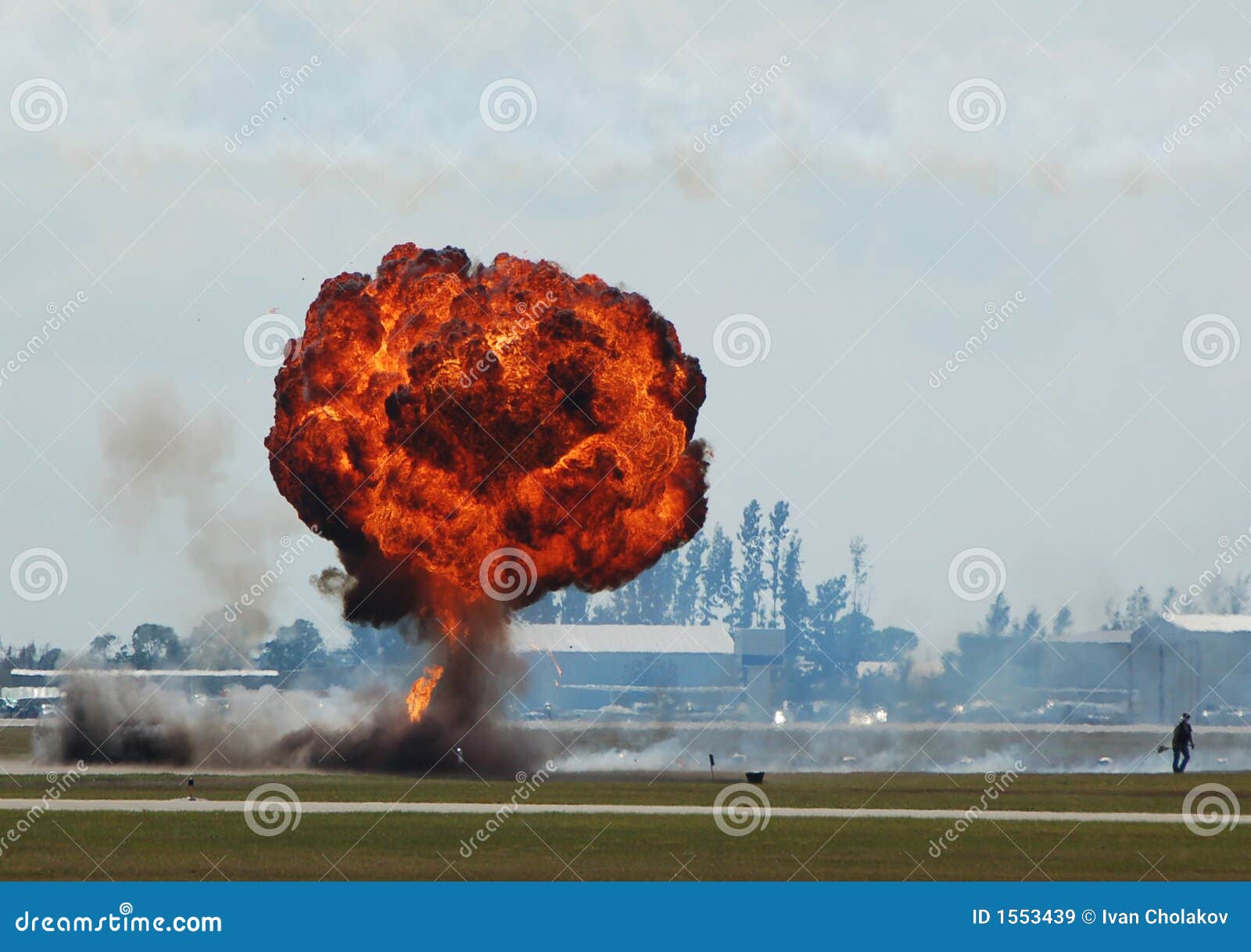 Mushroom ground explosion stock image. Image of burn, extinguish - 1553439