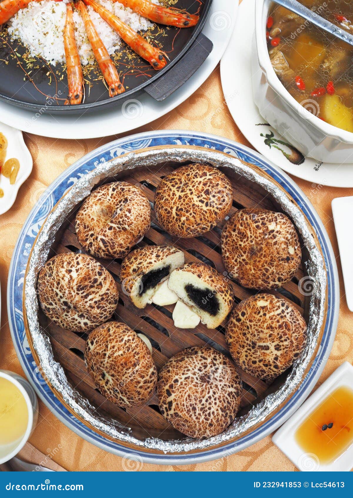 Mushroom-shaped Sesame Buns Stock Image - Image of asian, shaped: 232941853