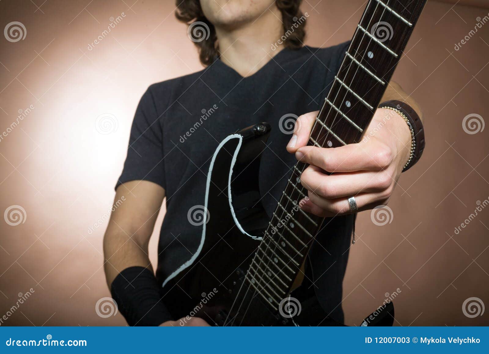 Musicien image stock. Image du étoile, moderne, guitare - 12007003