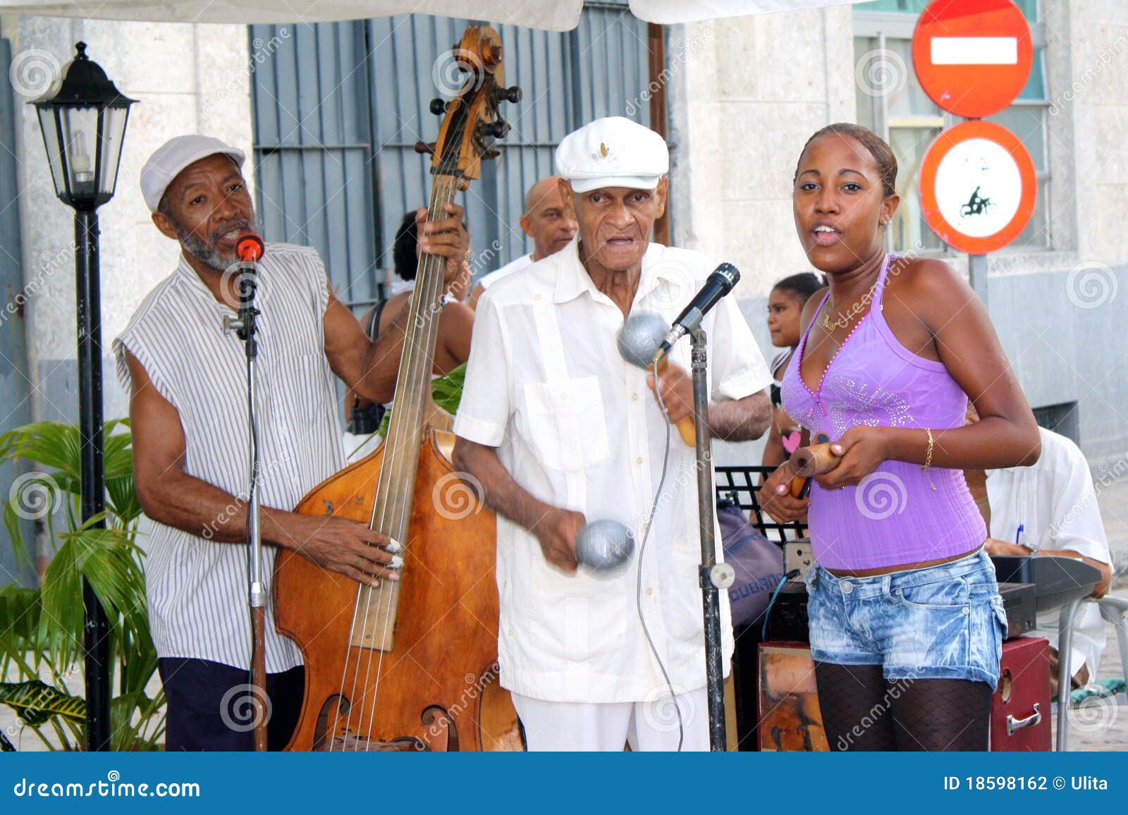 Musiciens Cubains, La Havane Photographie éditorial - Image du afro ...
