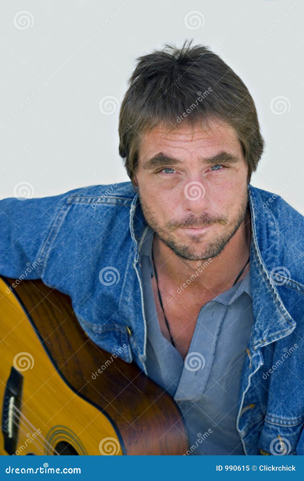 Musiker-Portrait stockbild. Bild von spiel, musik, künstler - 990615