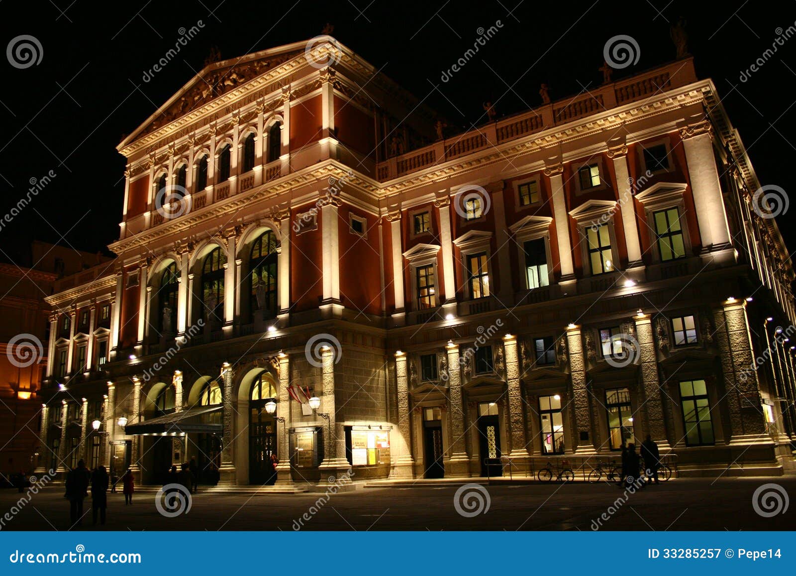 Musikverein in Vienna editorial photography. Image of landmark - 33285257