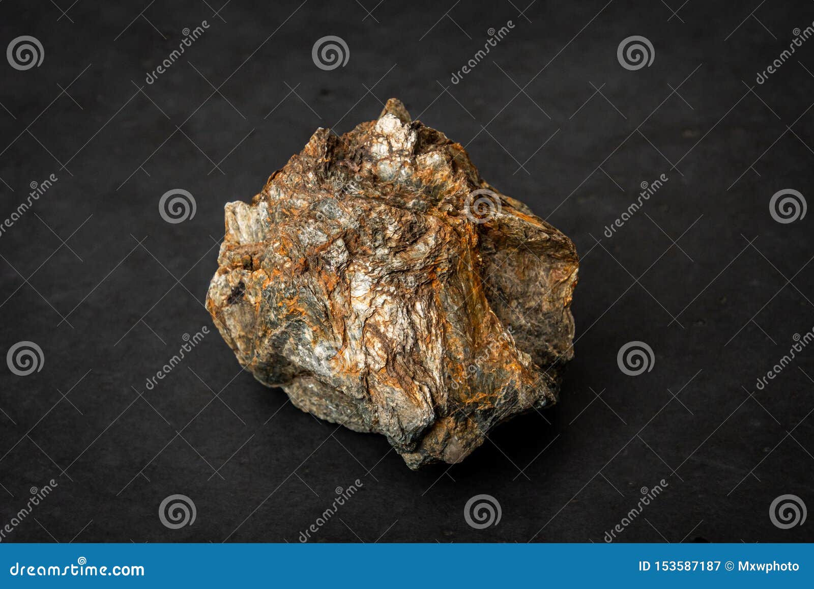 Muskovit Gemstone Sparkling because of High Content of Metal Elements ...