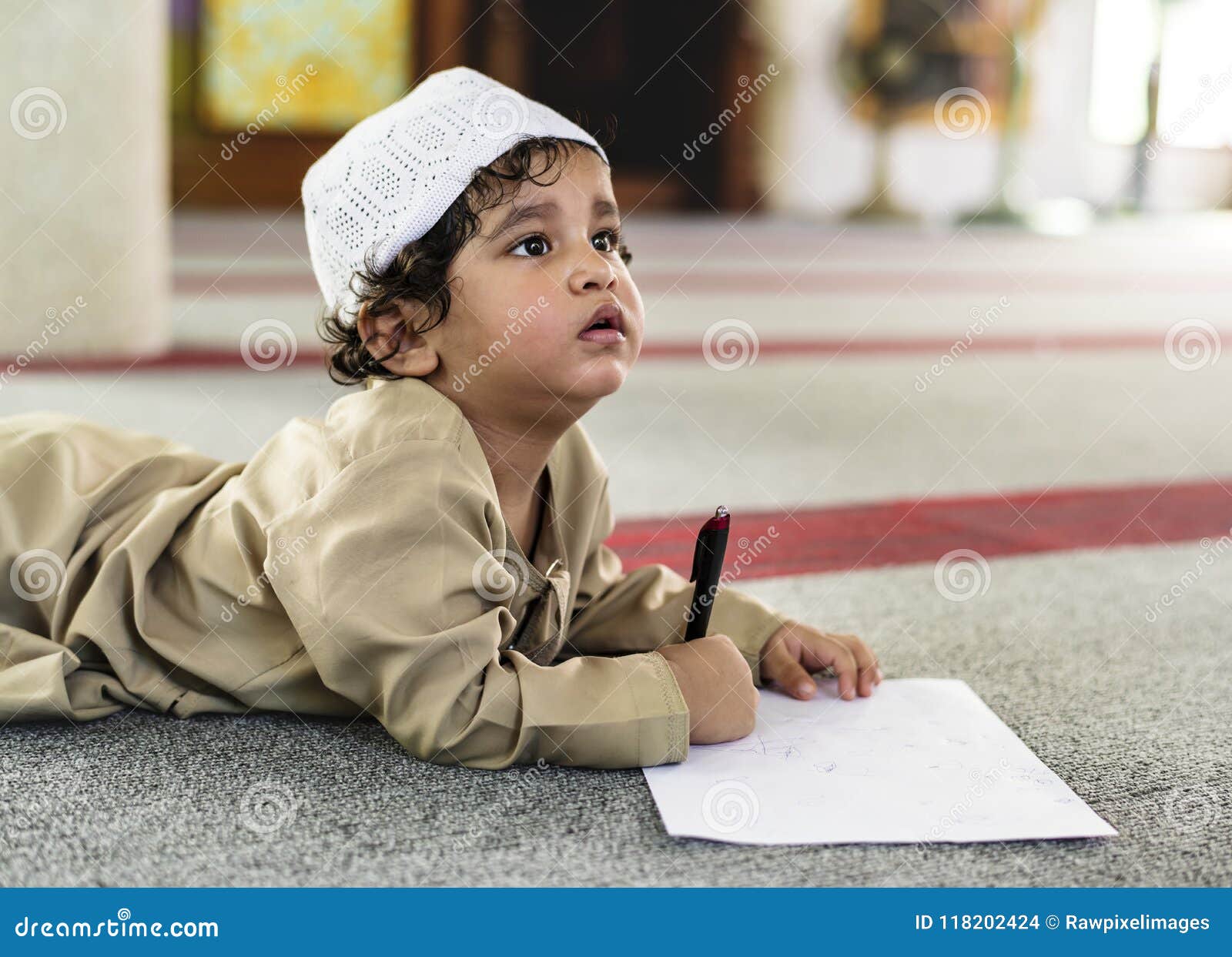 Muslim Boy Learning in a Mosque Stock Photo - Image of learning, paper ...