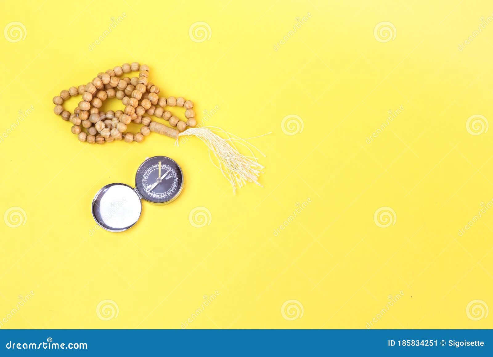 Muslim Compass,direction of Kaaba and Yellow Rosary Stock Image - Image ...