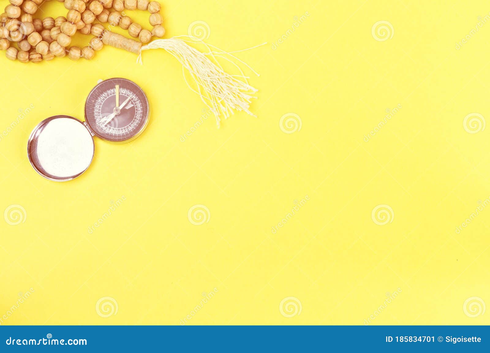 Muslim Compass,direction of Kaaba and Yellow Rosary Stock Image - Image ...
