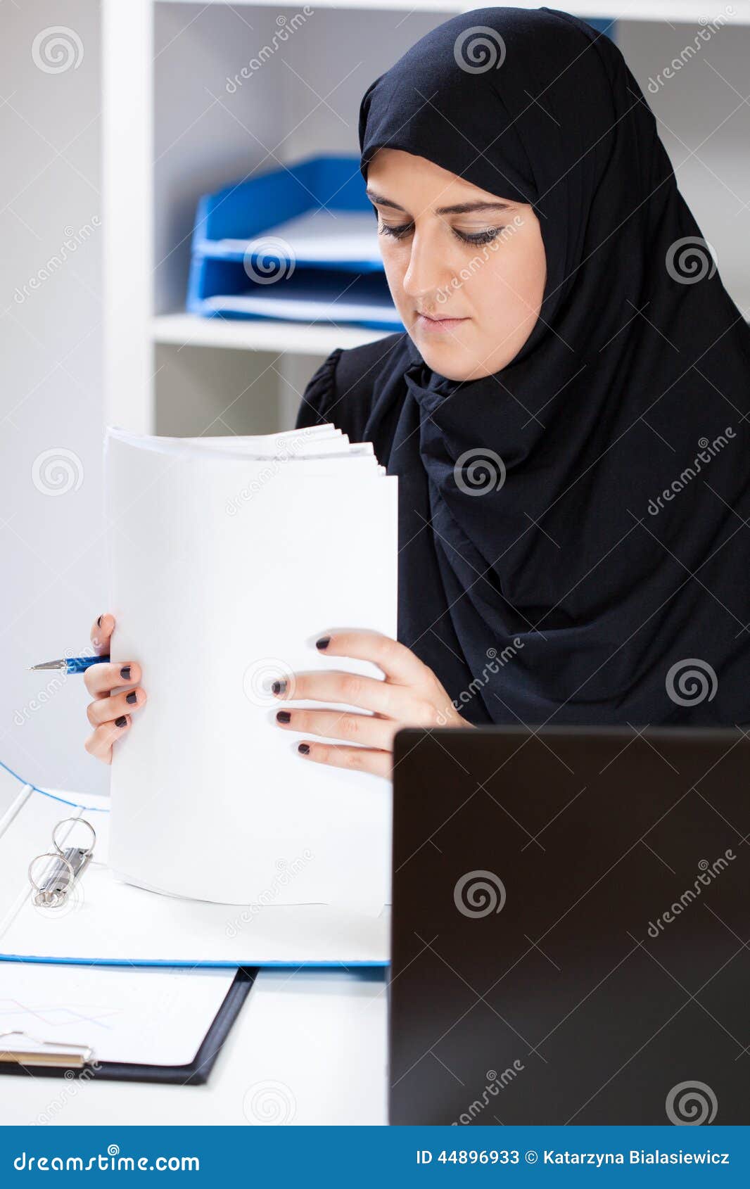 Muslim Female Office Worker Doing Paperwork Stock Image - Image of ...