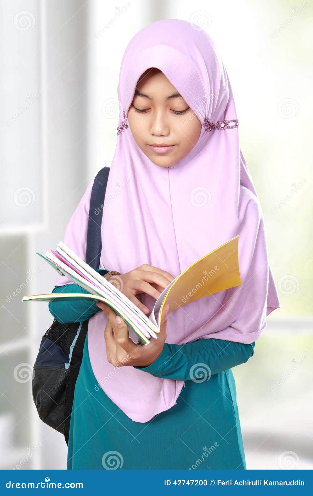 Muslim Kid Student Reading Book Stock Photo - Image of asian, people ...