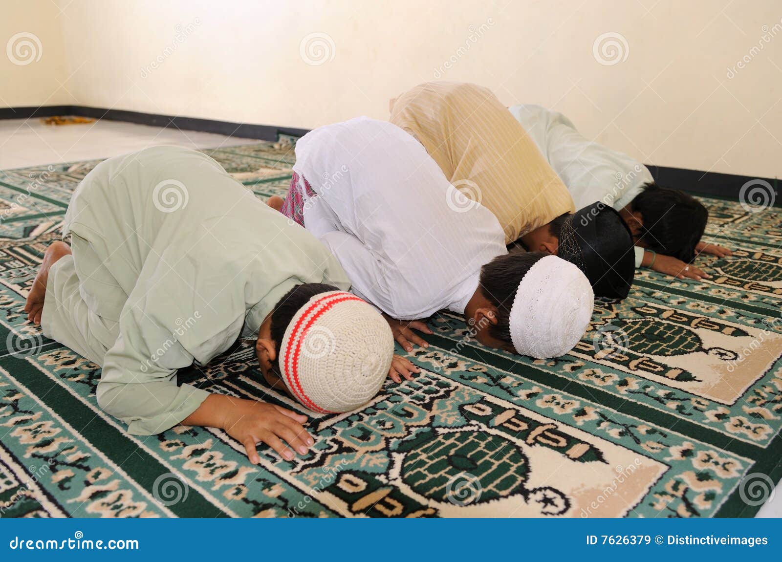 Muslim Kids Praying stock image. Image of pray, faith - 7626379
