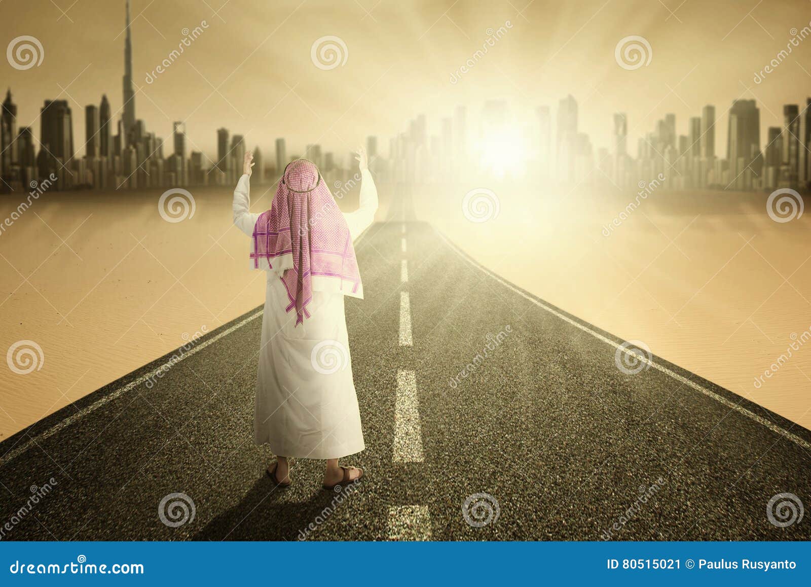 Muslim Man Prays on the Road Stock Image - Image of middle, prayer ...