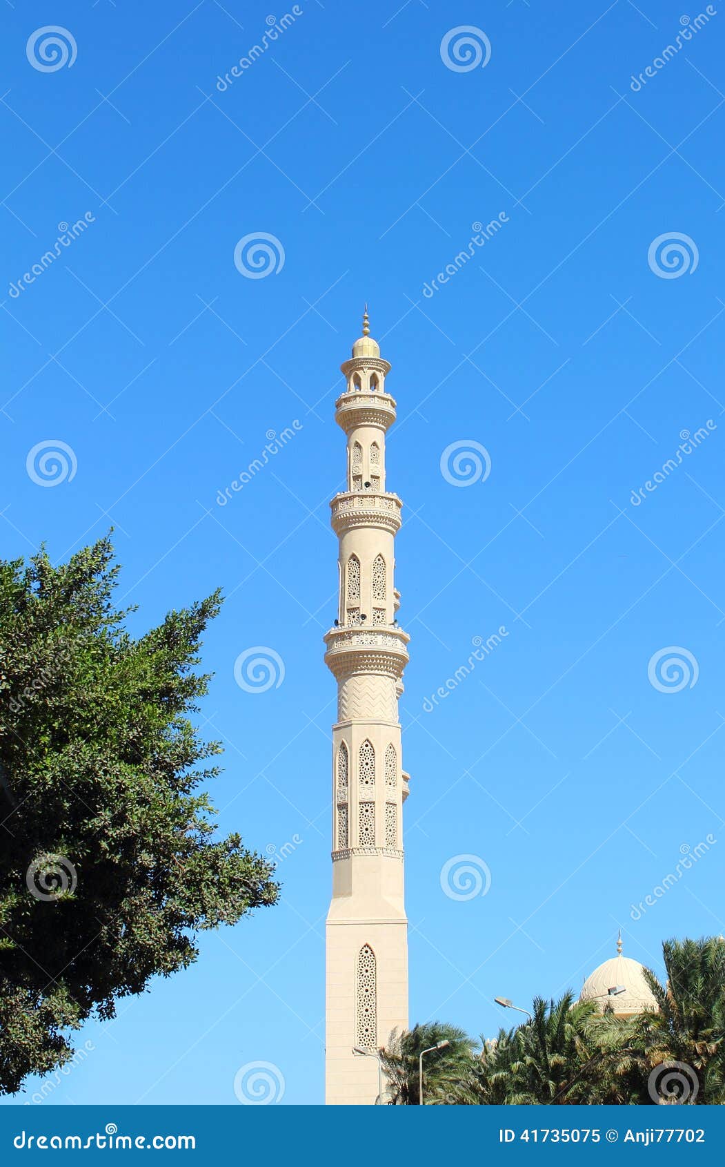 Muslim mosque minaret stock image. Image of building - 41735075
