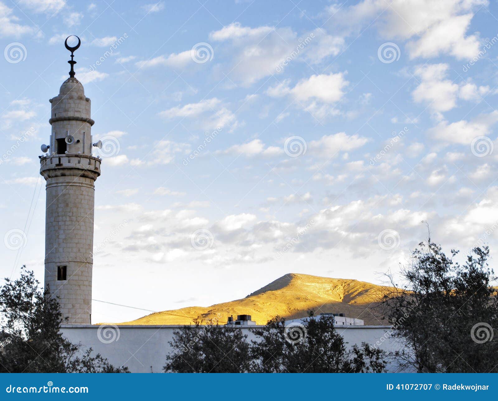 Muslim mosque minaret stock image. Image of background - 41072707