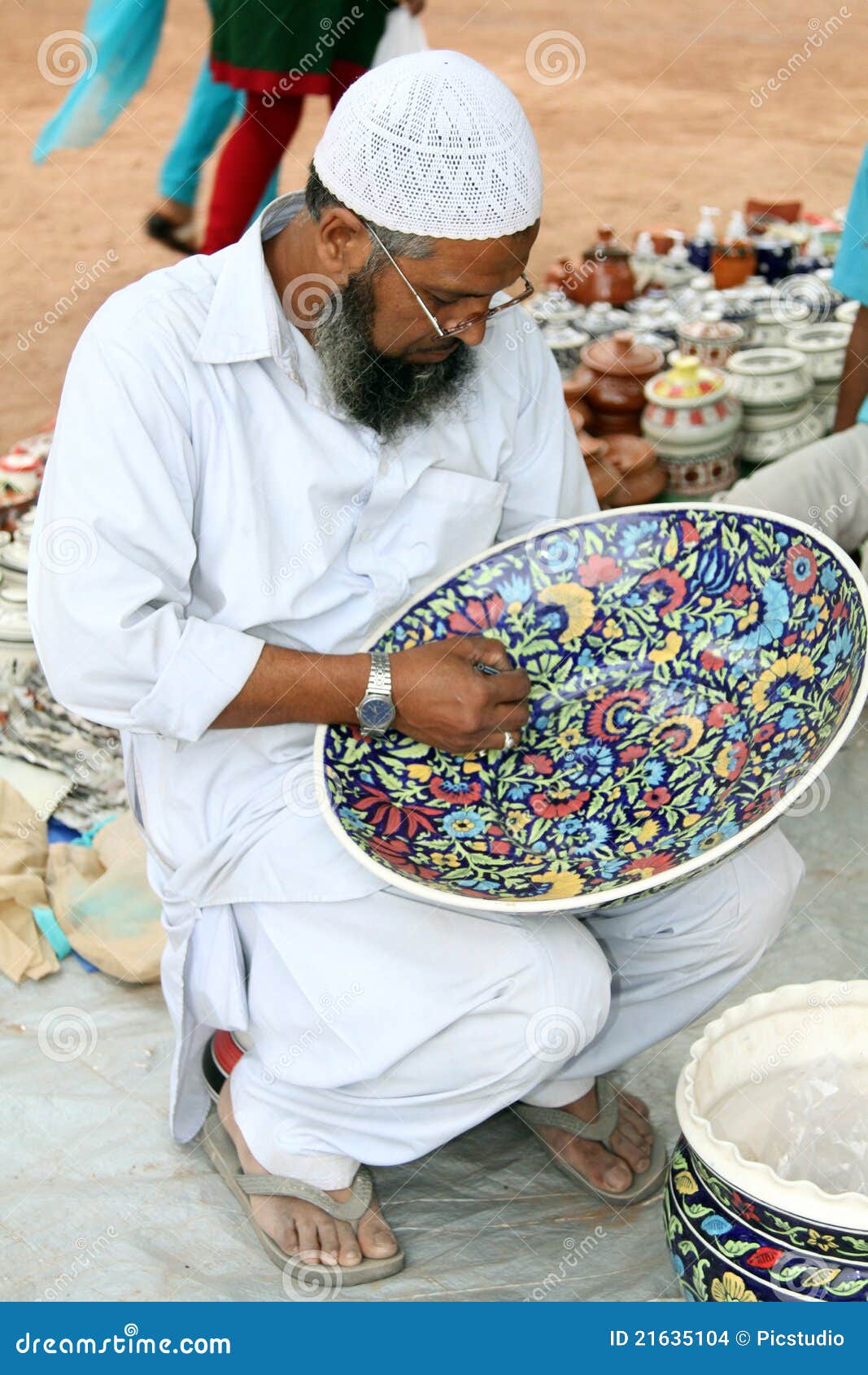 Muslim painter editorial stock image. Image of muslim - 21635104